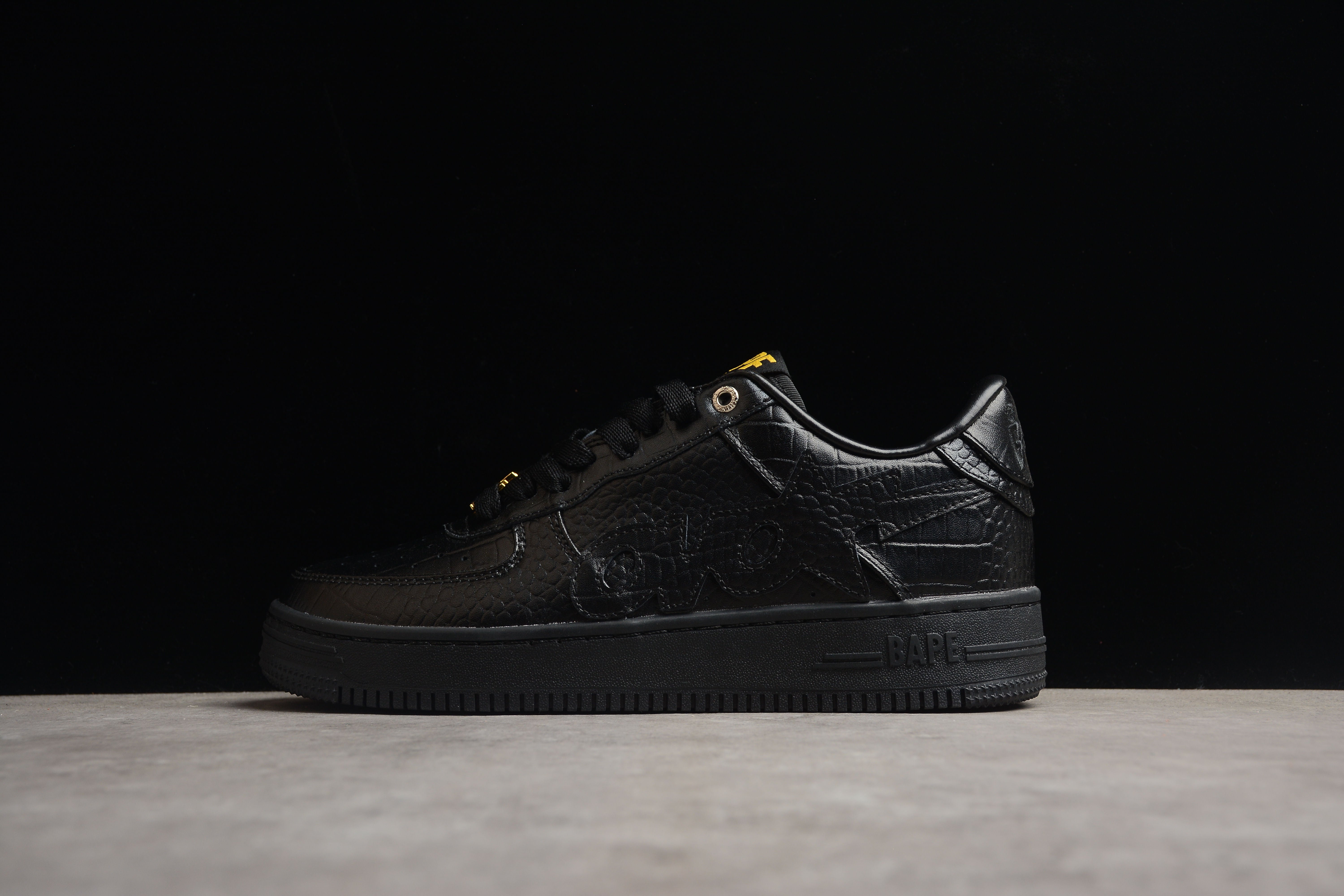 BAPE STA Low-Top Black Croc-Embossed Sneakers – Phantom Kicks