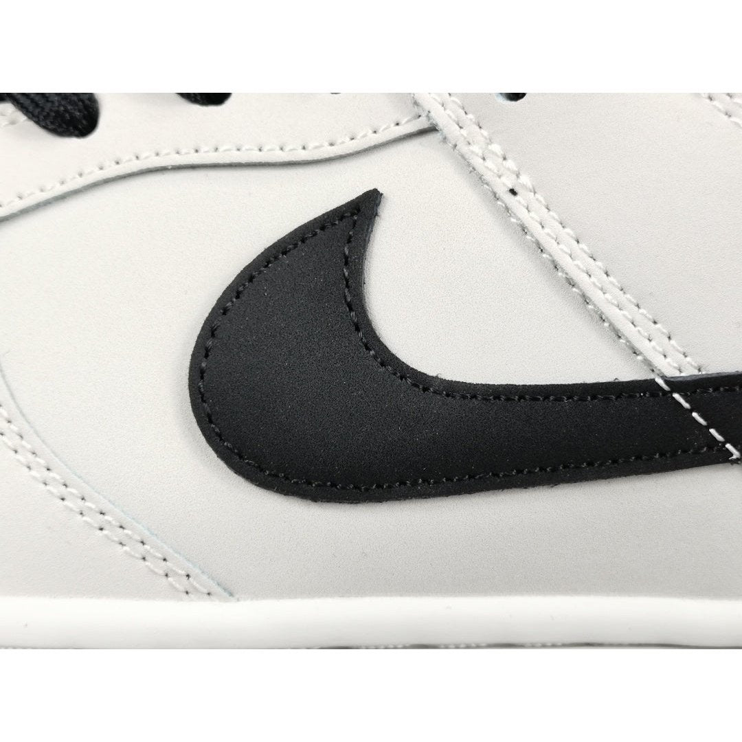 NIKE DUNK LOW x AE86 – Phantom Kicks
