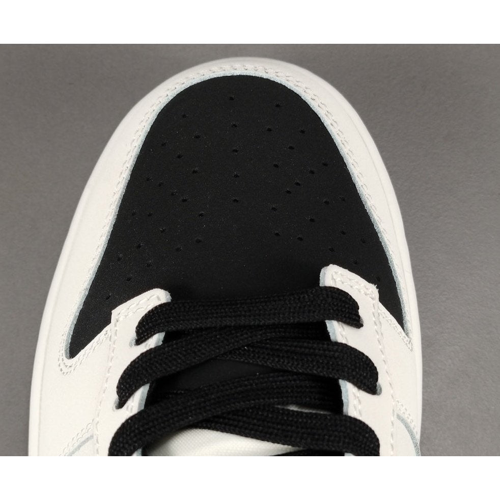 NIKE DUNK LOW x AE86 – Phantom Kicks